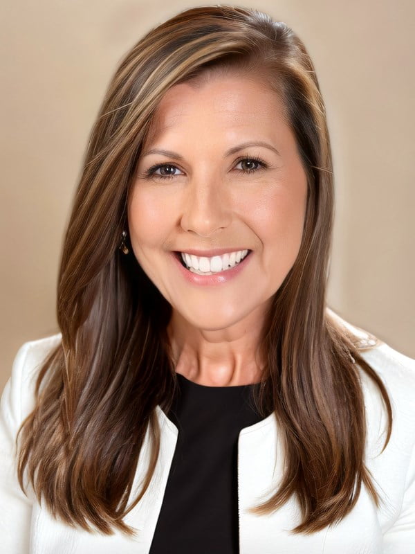 Kim Lander | Land For Sale Agent